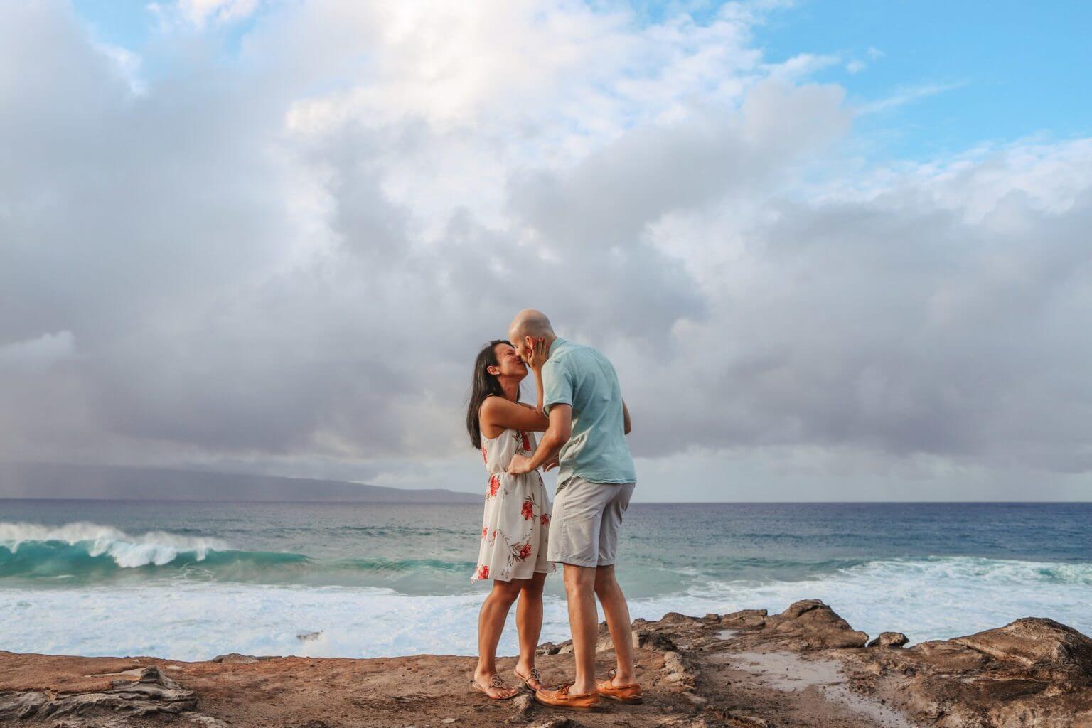 Beach Photoshoot Ideas & What to Wear: 7 Tips From a Pro Photographer