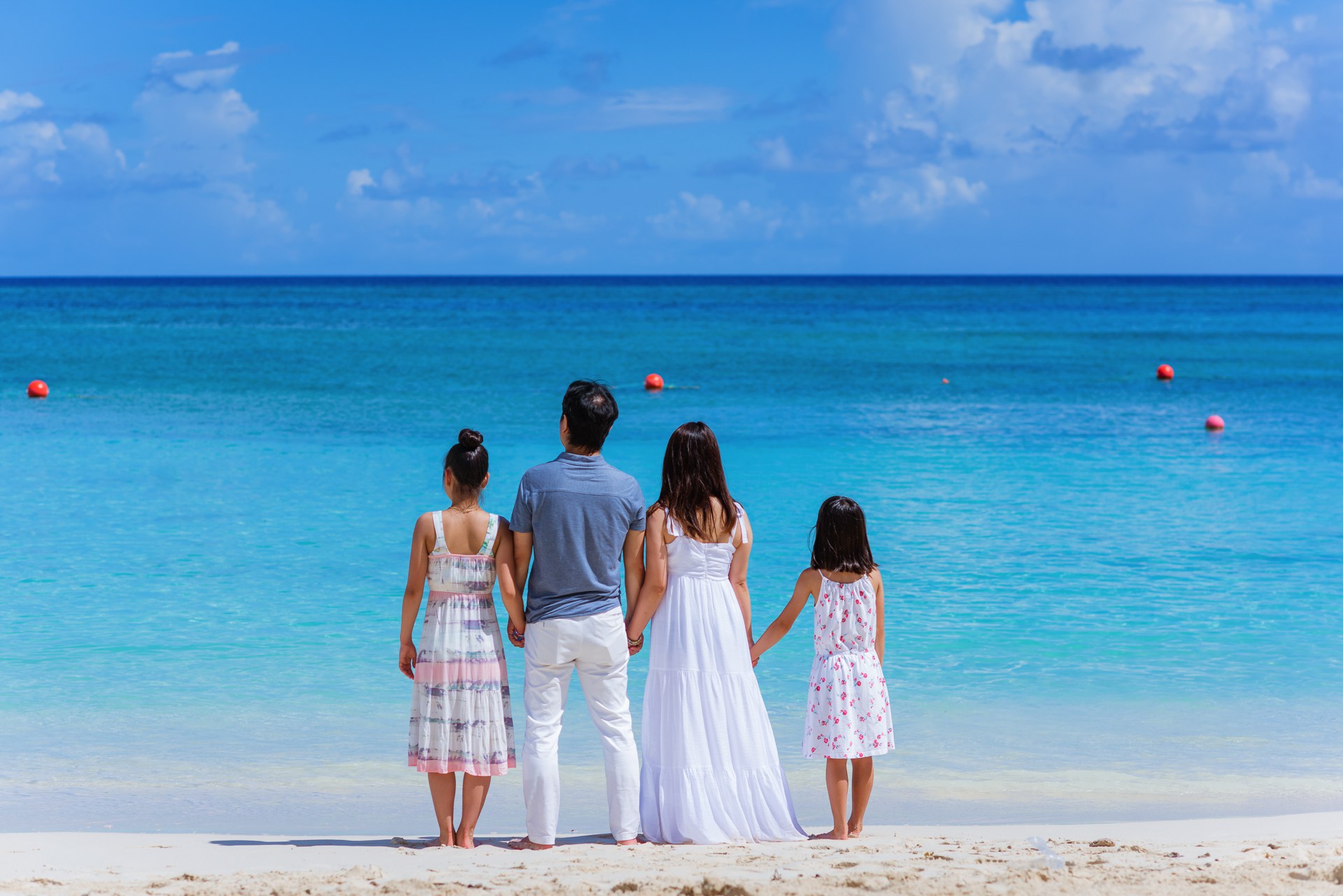 Beach Family Photos in the Bahamas - Local Lens