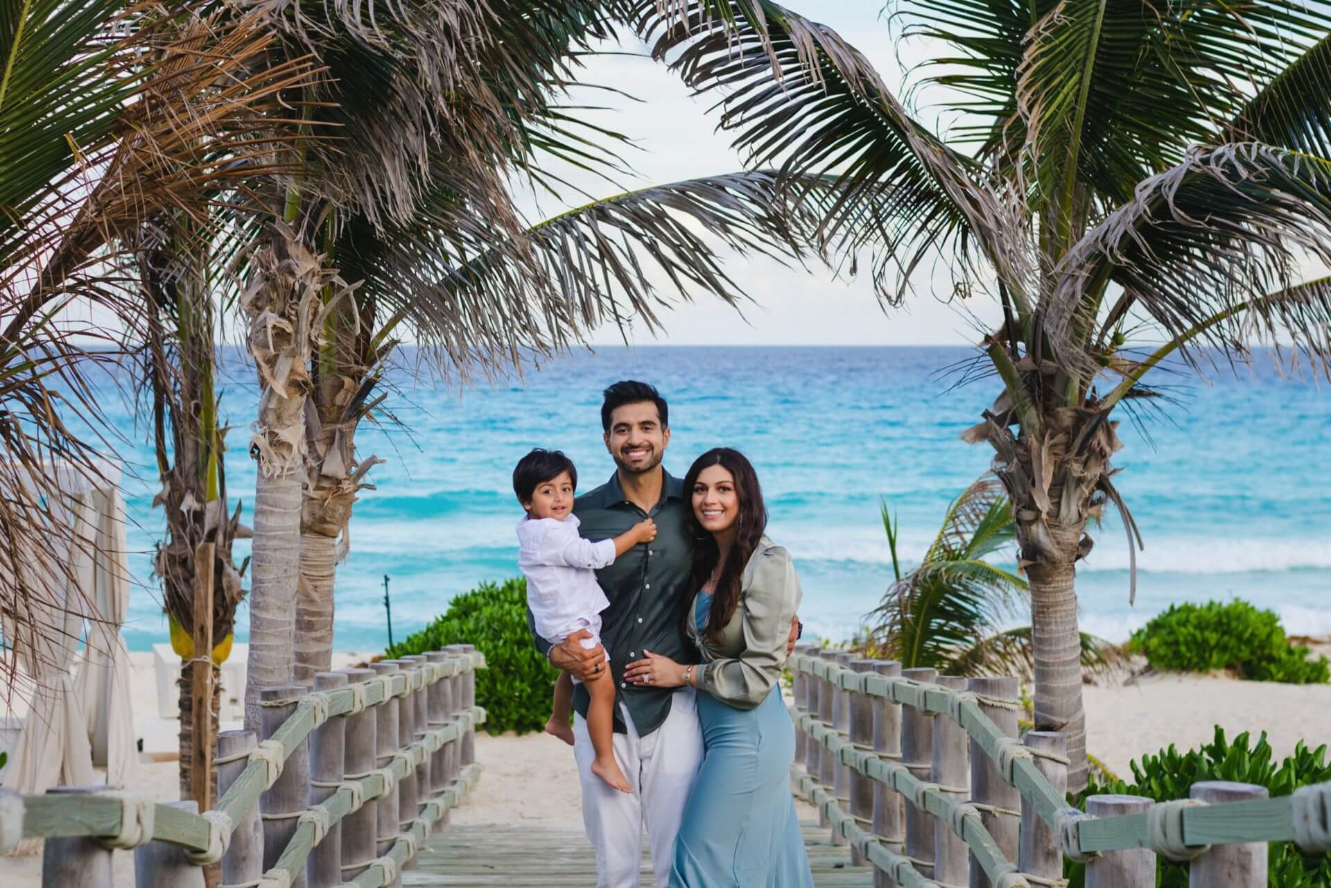 Beach Family Photoshoot Ideas: Tips from a Pro Photographer